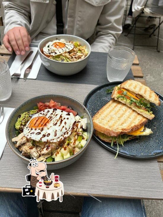 EAT FIT café, Braga - Restaurant menu and reviews