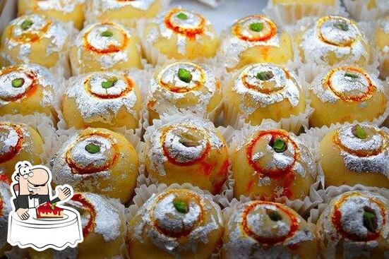 Kailash Sweets & Snacks, Surat, Muktanand Nagar Rd - Restaurant reviews