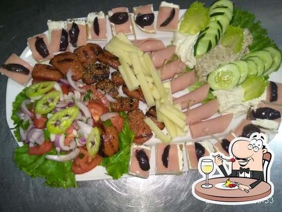 ΤΑΒΕΡΝΑ-ΤΣΙΠΟΥΡΑΔΙΚΟ "ΤΟ ΠΕΤΡΙΝΟ", Kivotos - Restaurant reviews