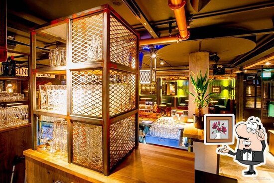 Fun Pub Tromso As, Tromsø - Restaurant menu, prices and reviews