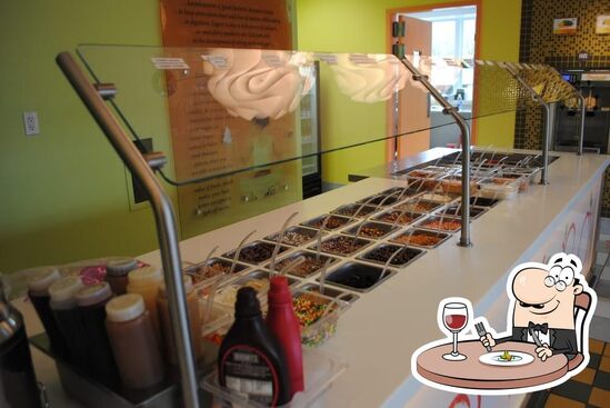Menu at Peachwave desserts, Bethel