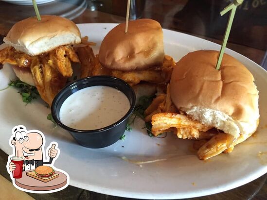 The Walrus, 143 E Main St in Columbus - Restaurant menu and reviews