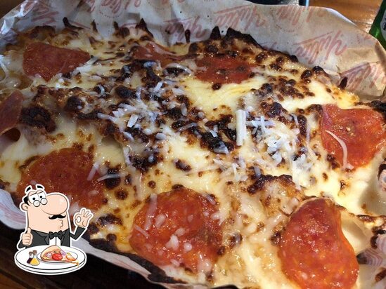 Carta de pizzería Yulia Paseo Tec, Monterrey