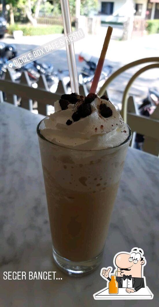 Menu at GiggleBox Cafe And Resto, Bandung, Jl. Progo No.33A