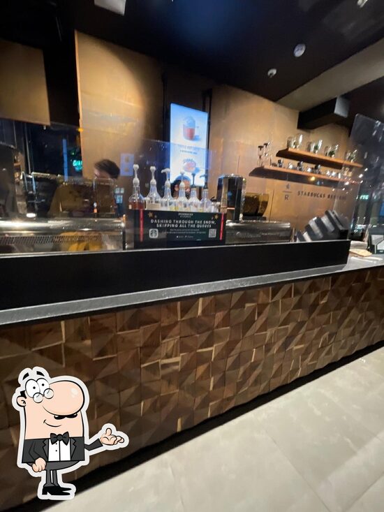 Starbucks, 49 Shad Thames in London - Restaurant menu and reviews