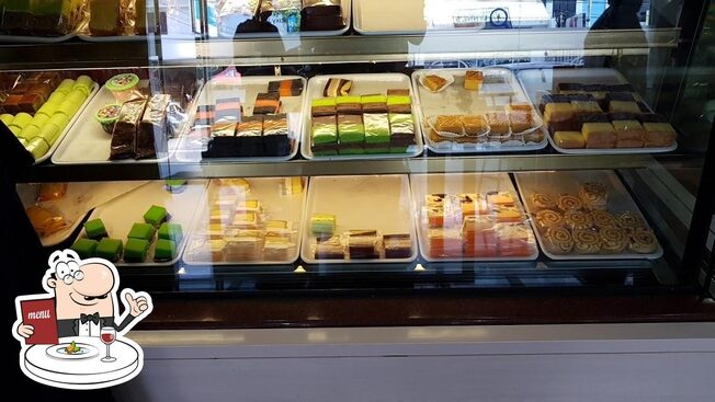 Toko Roti Ruby, Cirebon - Restaurant reviews