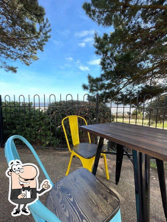 Cliff Top Cafe, Felixstowe - Restaurant menu, prices and reviews