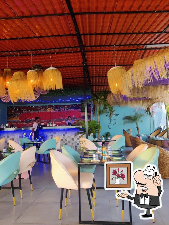 MEA Goa Cafe Sundowner Restaurant & Beach Club, Siolim - Restaurant ...