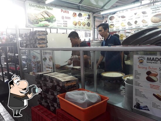 Carta de Terang Bulan Malang Plaza, Malang