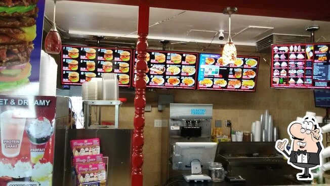 Frosty Queen Fresno, Fresno - Restaurant menu, prices and reviews