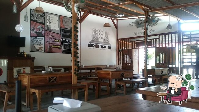 Menu at Gege Cafe, Paiton