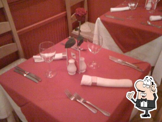 Menu at Avanti restaurant, Wallingford