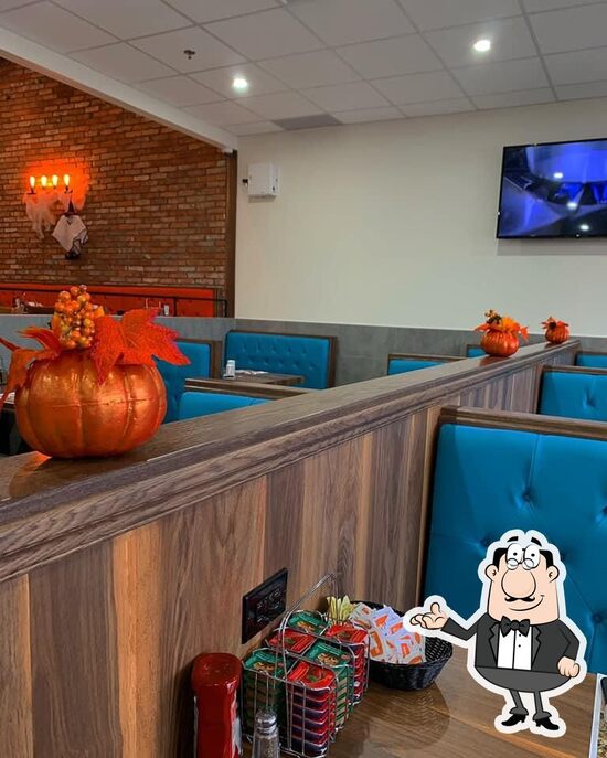 Eggsquis Quebec Hamel Québec City Restaurant Menu Prices And Reviews