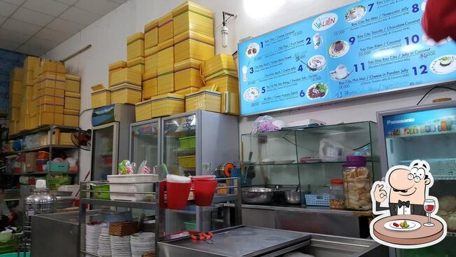 Menu at Lien Desserts, Da Nang