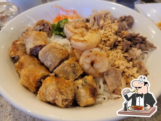 Menu at Summer Roll Restaurant, Saskatoon