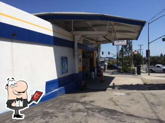 Alta Dena Express Drive-Thru Dairy in La Cañada Flintridge