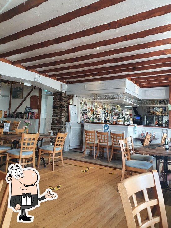 The Southgate, Southgate - Restaurant menu, prices and reviews