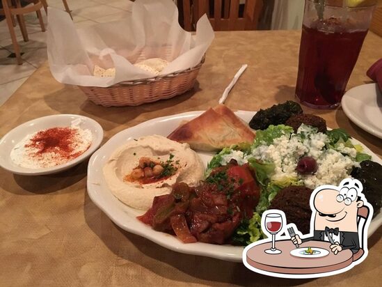 Albasha Greek & Lebanese in Gonzales - Restaurant menu and reviews