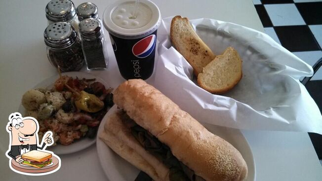 Maretti's Deli in Manitowoc - Restaurant menu and reviews