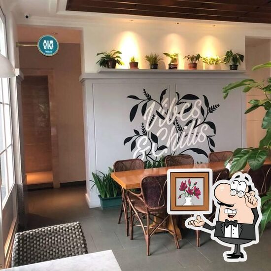 Hello Sunday Metropole cafe, Jakarta, Jl. Pegangsaan Barat No.21 ...