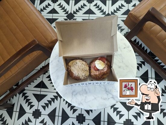 Parlor Doughnuts, Valparaiso - Restaurant menu, prices and reviews