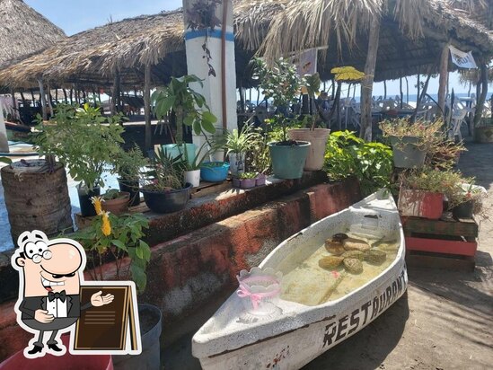 Restaurante Playa Linda, Puerto Arista - Opiniones del restaurante