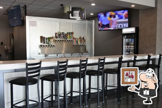 Menu at Hop & Grape pub & bar, Marshfield