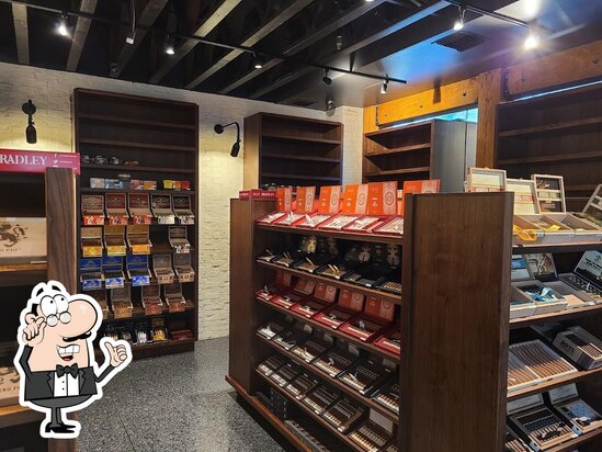Studio Cigar Lounge in Fairburn - Restaurant reviews
