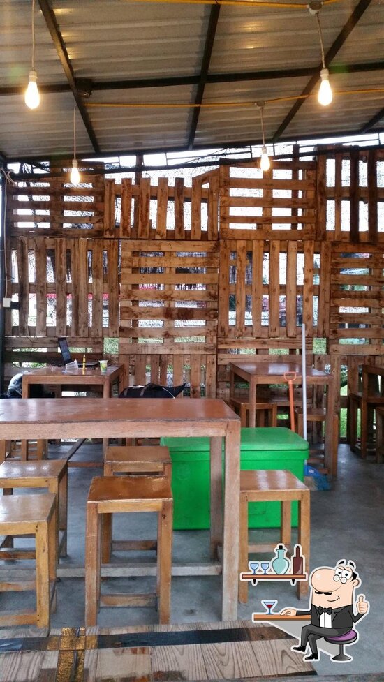 Padussy Coffee & Tea, Pekanbaru - Restaurant menu, prices and reviews