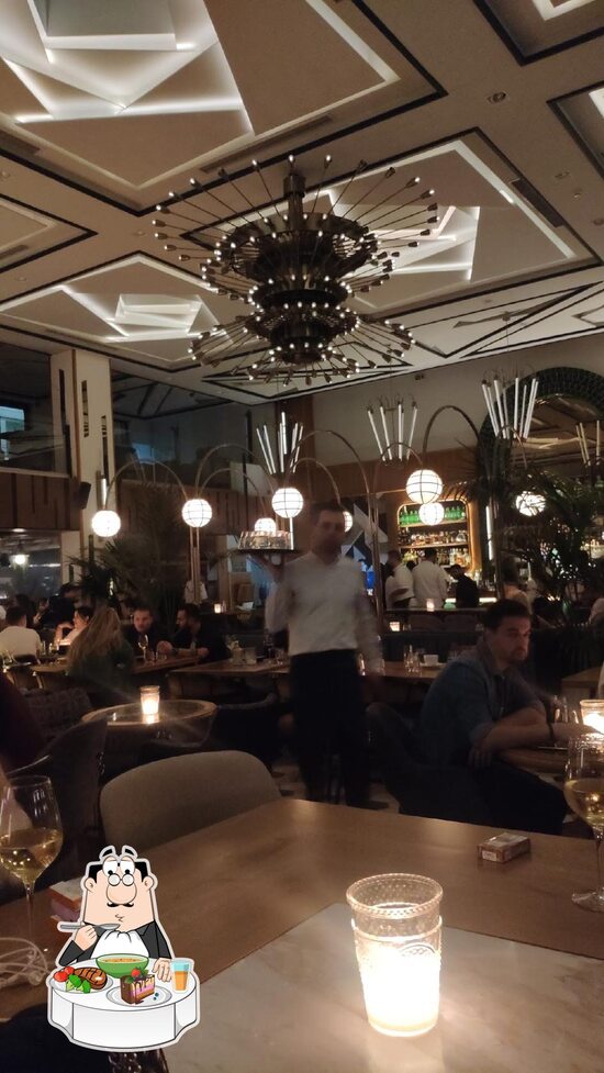 Nuéra, Glyfada - Restaurant reviews