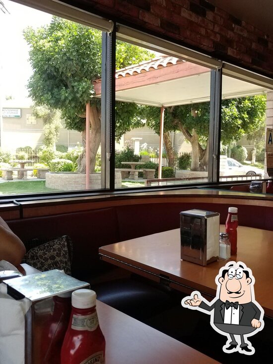 Old Time Drive In, Los Angeles - Restaurant menu, prices and reviews