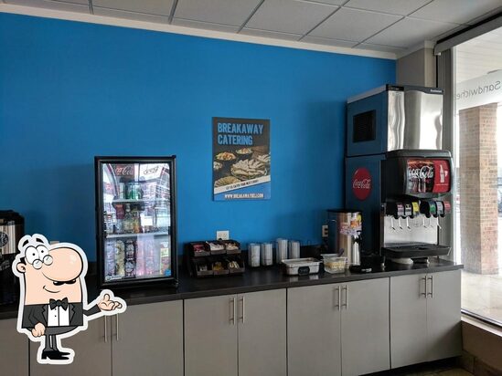 Breakaway Deli, Troy - Restaurant menu, prices and reviews