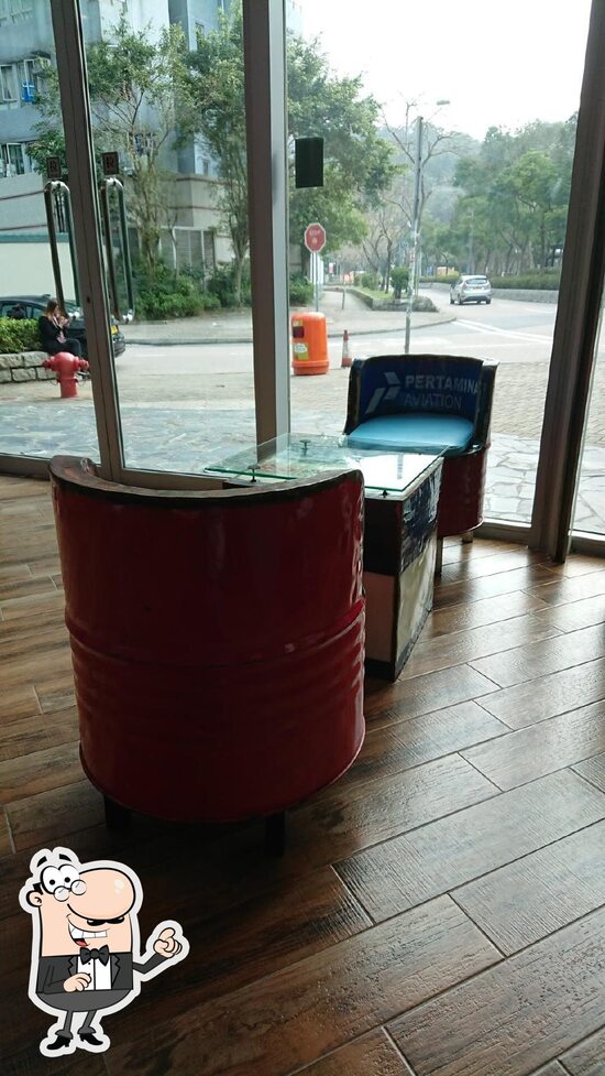 Crazy Cow Cafe, Hong Kong - Restaurant reviews