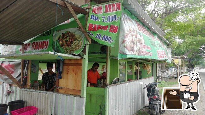 Menu at Bakso Iso dan Mie ayam Mas Bandi restaurant, Karangawen