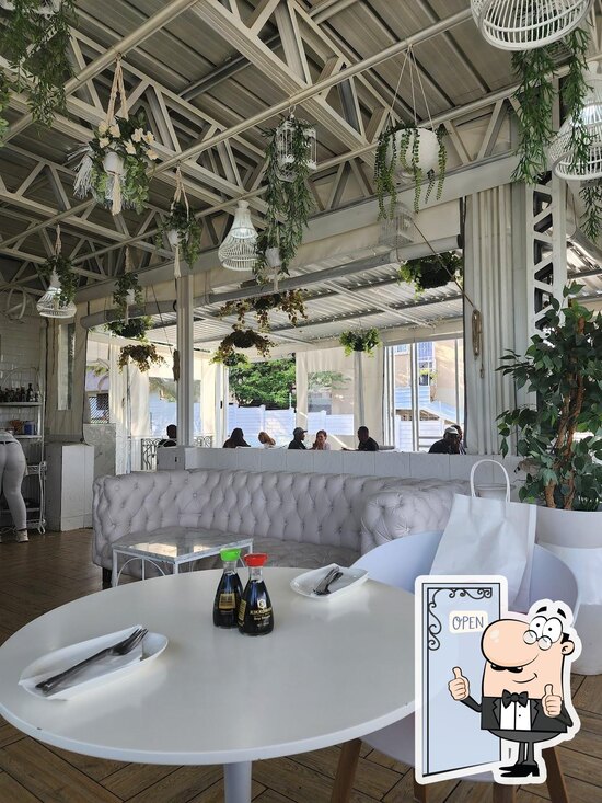 Menu at The White House on Nicol restaurant, Sandton
