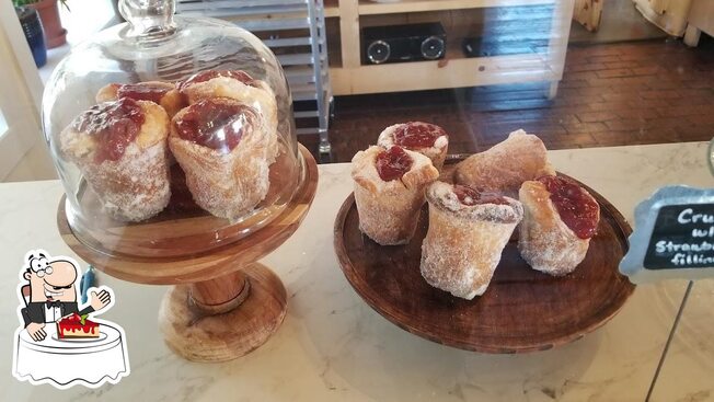 Flying Roadrunner Bakery in Albuquerque - Restaurant menu and reviews