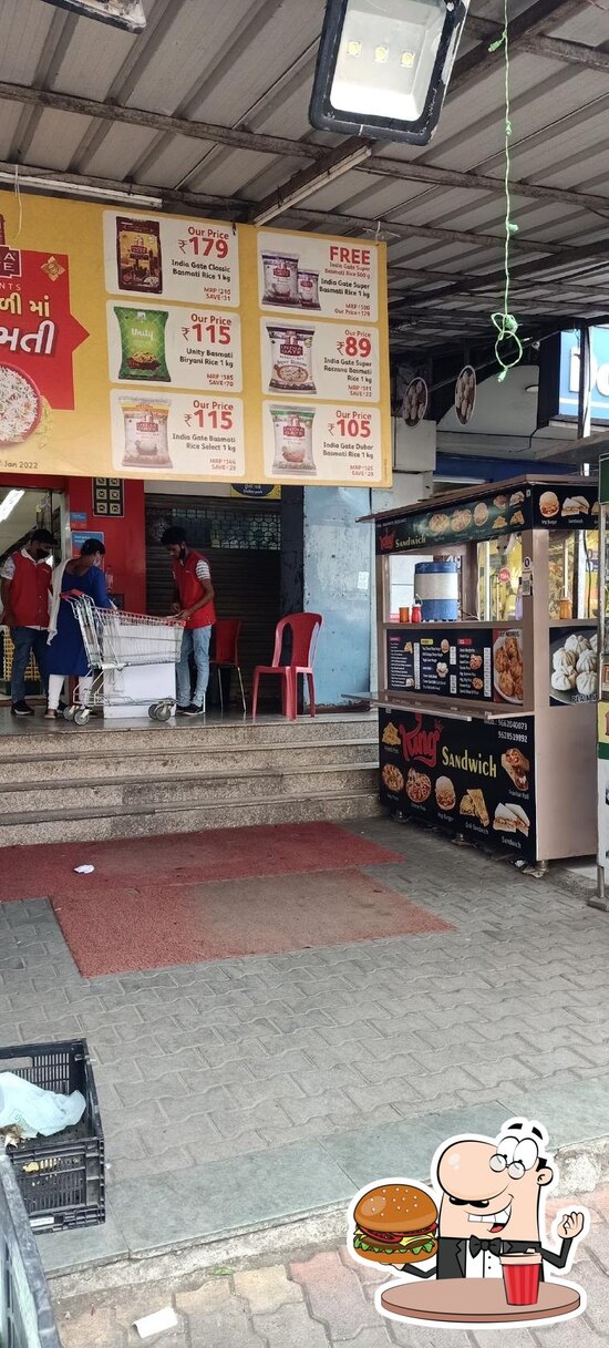 Menu at King sandwich, Vapi