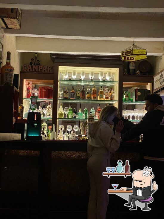 Sailors Paradise pub & bar, Valletta - Restaurant reviews