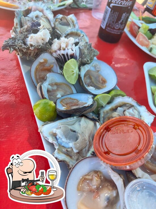 Menu at Mariscos Rocio restaurant, Manzanillo