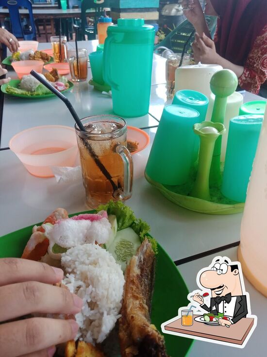 Menu at Ayam Goreng Khas Jawa Timur restaurant, Indonesia