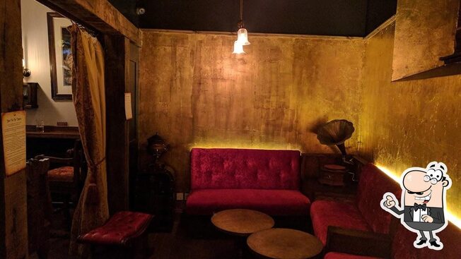 Doctor Inks Curiosities, Exeter - Restaurant menu, prices and reviews