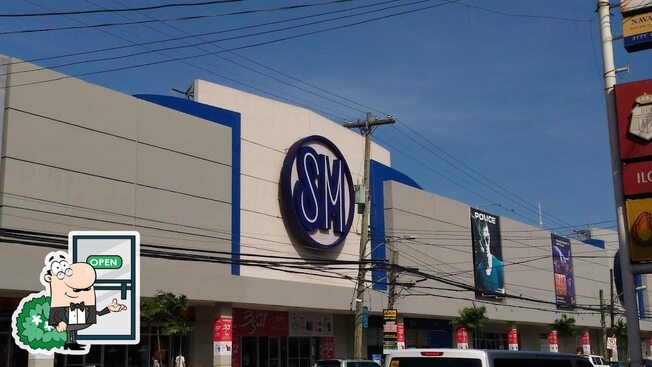 Max's Restaurant@SM Delgado, Iloilo City, MHX8+GRC