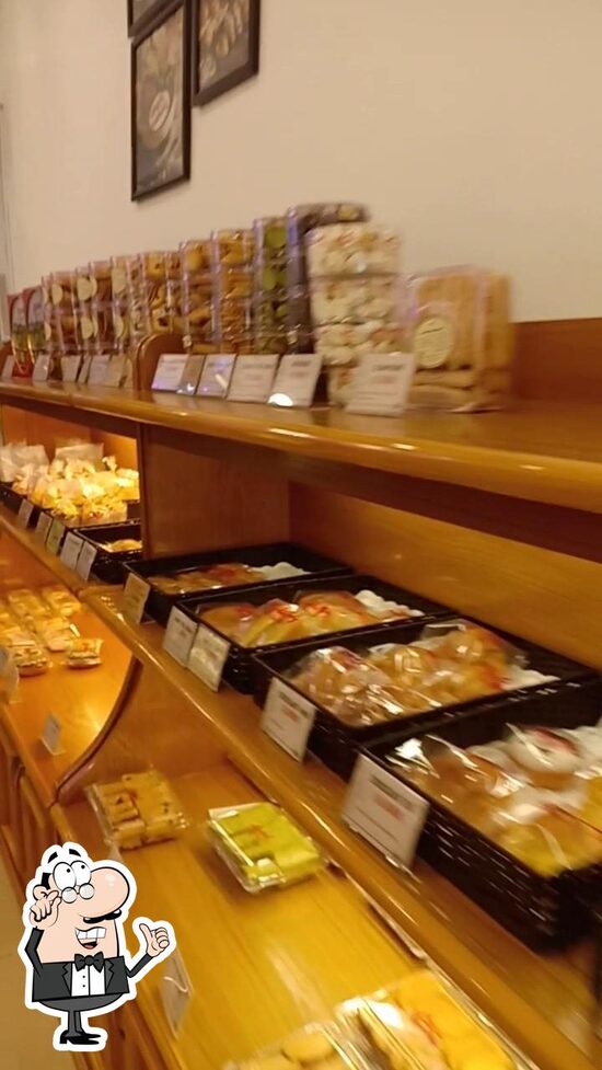 Givral Bakery - 281A Hậu Giang, TP.HCM, Ciudad Ho Chi Minh (Saigón ...
