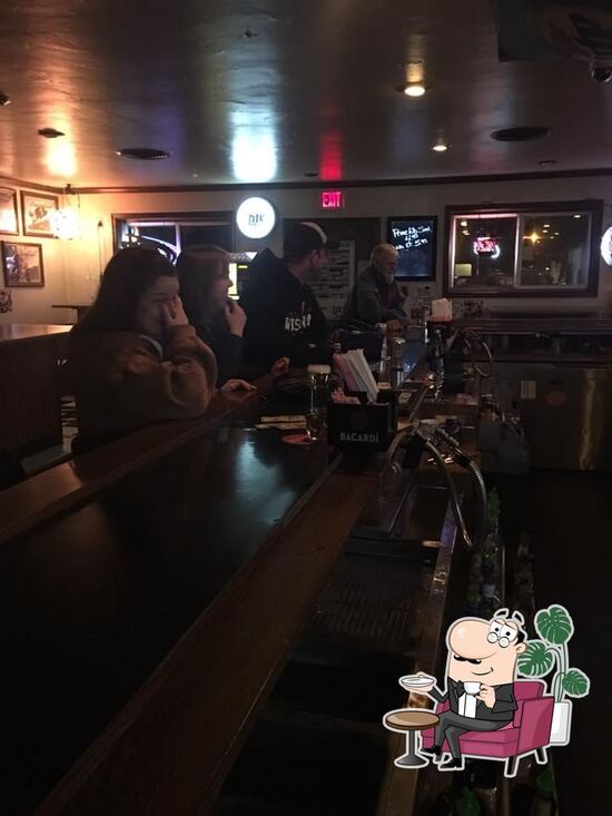 Courthouse Bar & Grill, Green Bay - Restaurant menu, prices and reviews