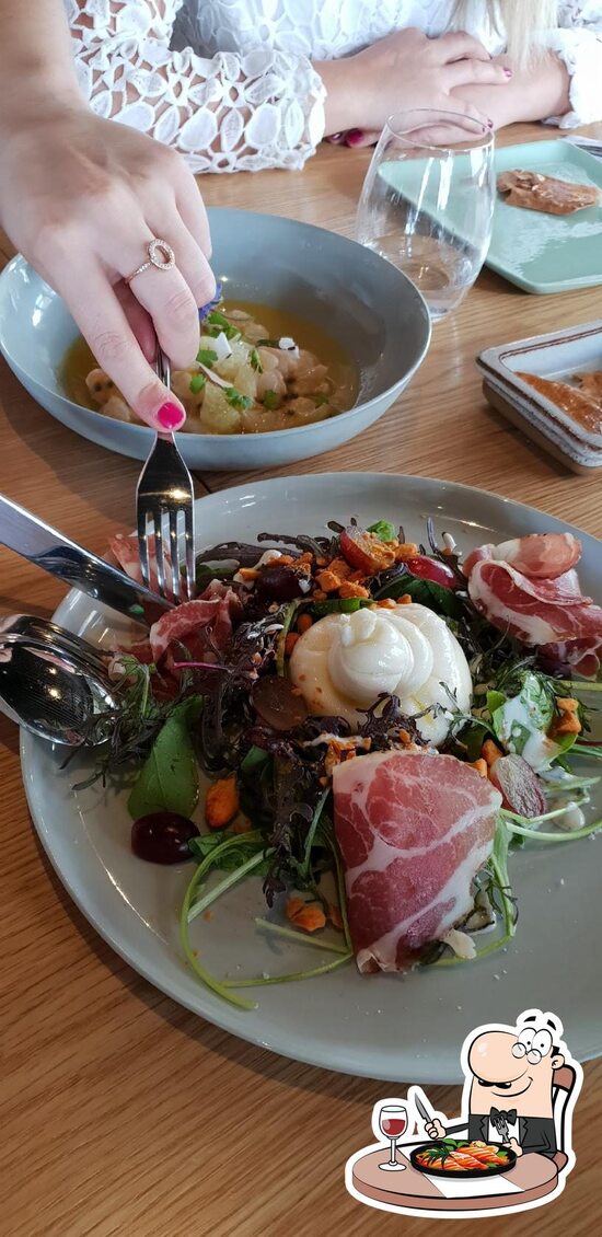 2KW Bar & Restaurant in Adelaide - Restaurant menu and reviews