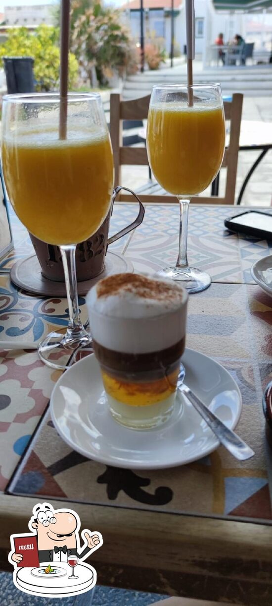 Menu at The Spell Cafe, Abades, C. 10 de Agosto, 22