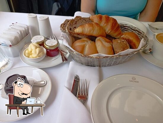 The View Cafe-Bar-Restaurant, Vienna - Restaurant menu, prices and reviews