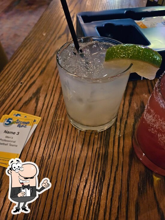 Bar Moxy, Chicago - Restaurant menu, prices and reviews