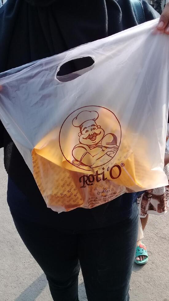 Menu at RotiO, Kertanegara