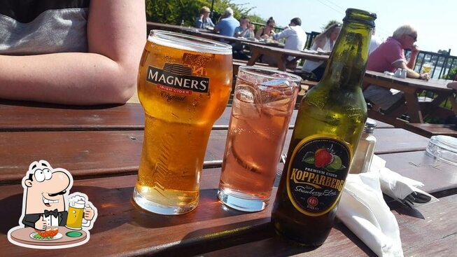 Daft Eddy's Bar & Restaurant in Killinchy - Restaurant menu and reviews